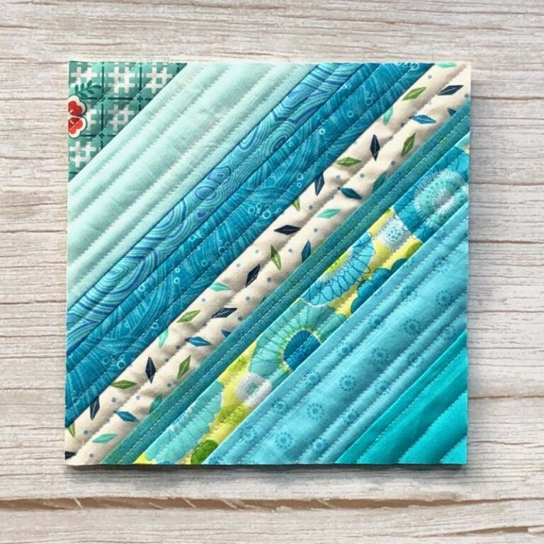 QAYG tutorial using fabric strips - The Crafty Quilter